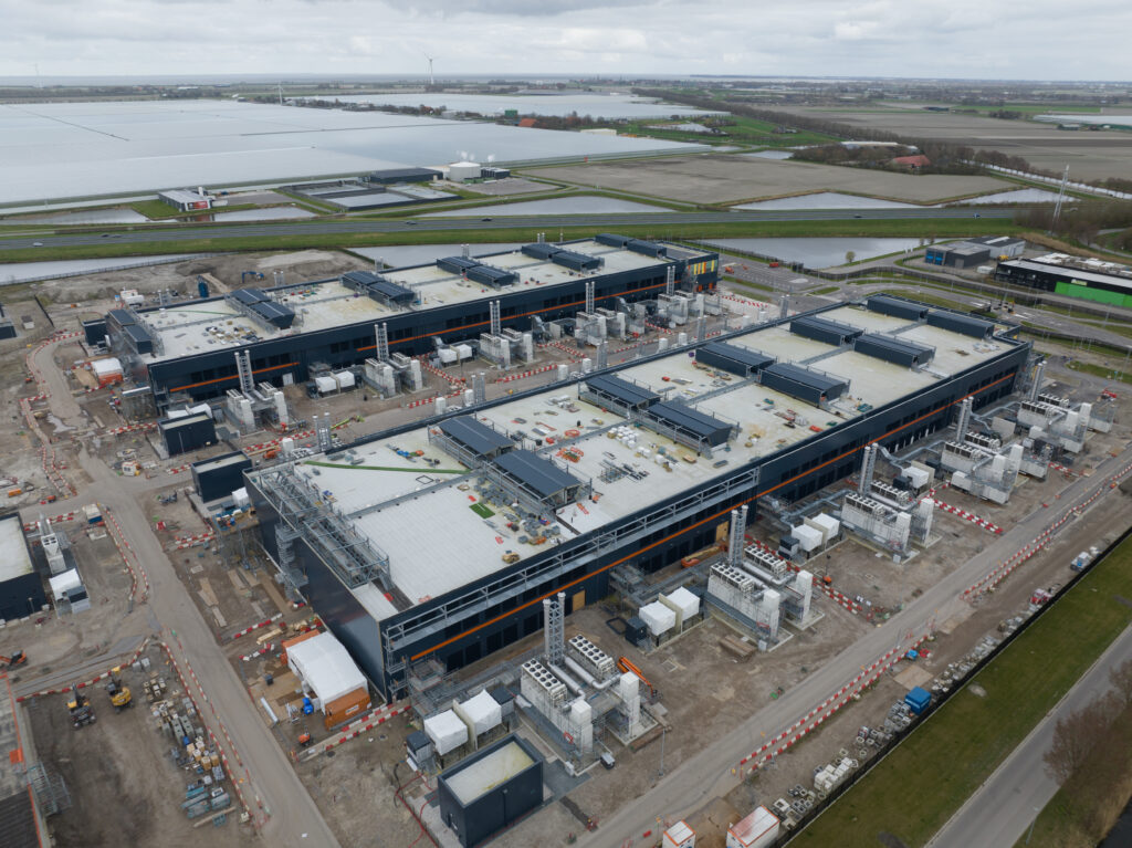 Choosing the Right Materials for Cold Piping in Data Centers | Piping ...